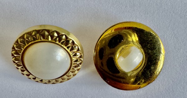 Button 95755 24L Gold & White mix (Multi-options)